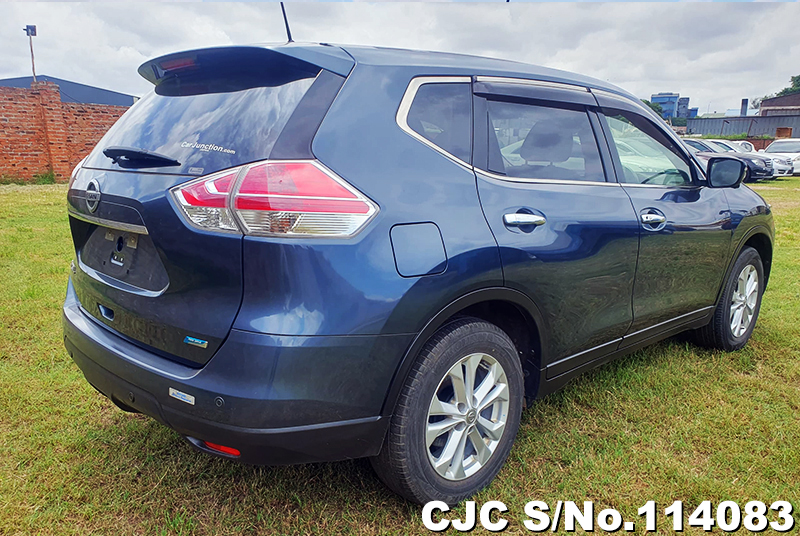 2014 Nissan X-Trail Blue for sale | Stock No. 114083 | Japanese Used ...