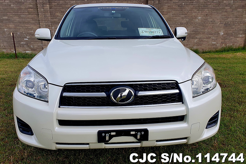 2015 Toyota Rav4 White for sale | Stock No. 114744 | Japanese Used Cars ...
