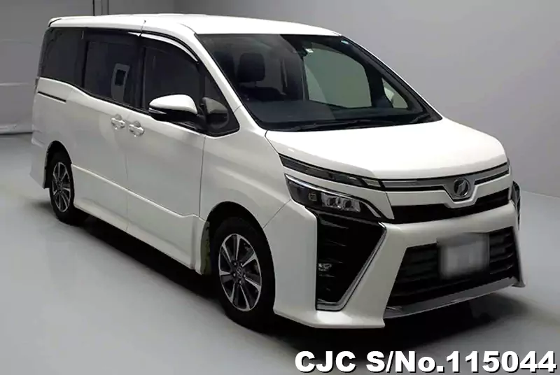 2017 Toyota Voxy White for sale | Stock No. 115044 | Japanese Used Cars ...