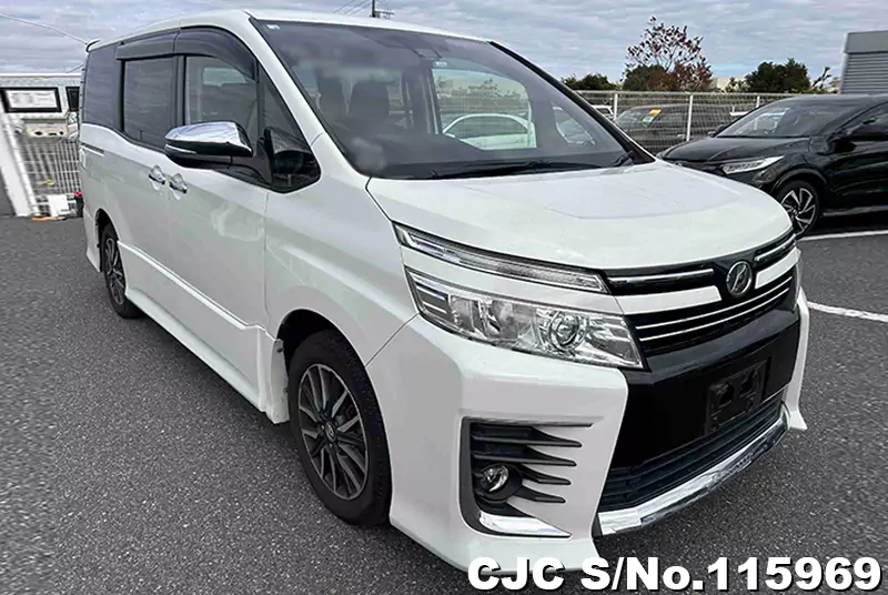 2016 Toyota Voxy White for sale | Stock No. 115969 | Japanese Used Cars ...