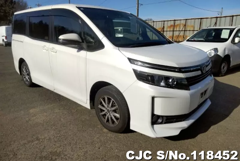 2016 Toyota Voxy White for sale | Stock No. 118452 | Japanese Used Cars ...