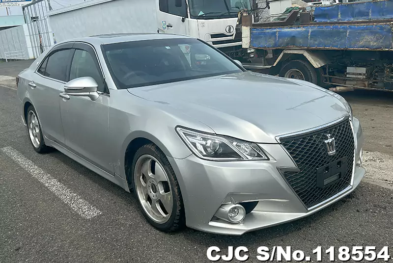 2015 Toyota Crown Silver for sale | Stock No. 118554 | Japanese Used ...