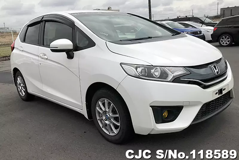 2015 Honda Fit White for sale | Stock No. 118589 | Japanese Used Cars ...