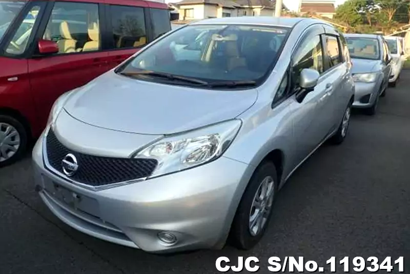2015 Nissan Note Silver for sale | Stock No. 119341 | Japanese Used ...