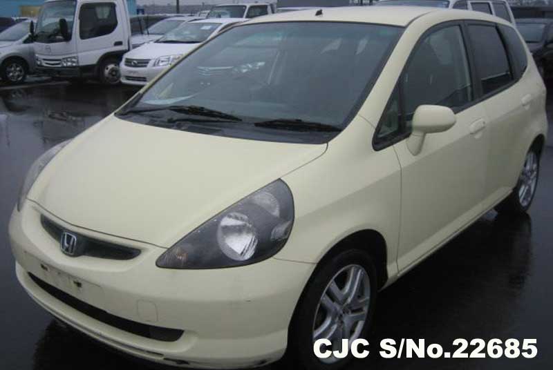 2002 Honda Fit/Jazz Yellow for sale | Stock No. 22685 | Japanese Used ...