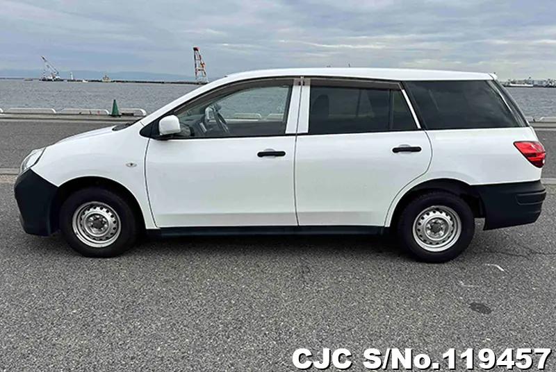 2018 Nissan AD Van White for sale | Stock No. 119457 | Japanese Used ...