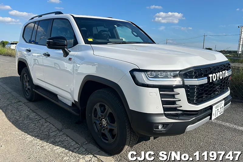 2023 Toyota Land Cruiser Pearl for sale | Stock No. 119747 | Japanese Used Cars Exporter