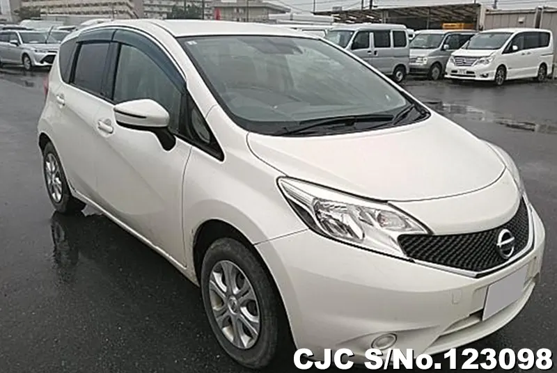 2015 Nissan Note White for sale | Stock No. 123098 | Japanese Used Cars ...