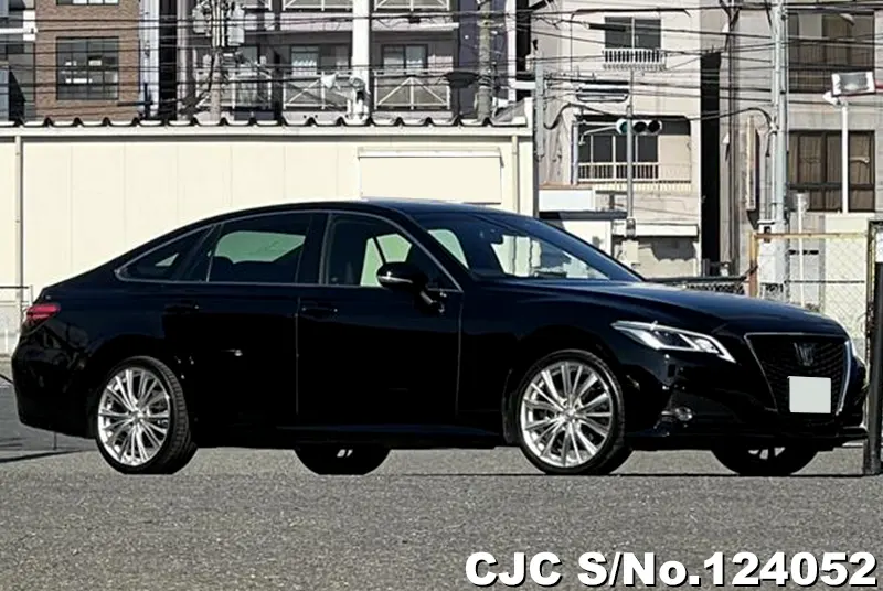 2019 Toyota Crown Black for sale | Stock No. 124052 | Japanese Used ...