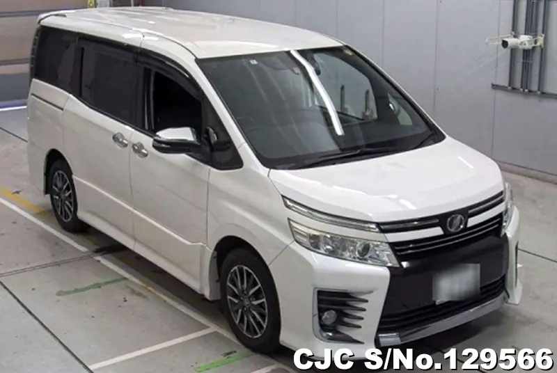 2016 Toyota Voxy White for sale | Stock No. 129566 | Japanese Used Cars ...