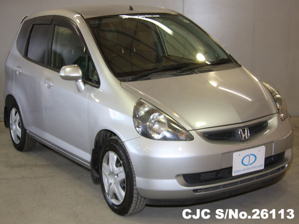 2002 Honda Fit Silver for sale | Stock No. 26113 | Japanese Used Cars Exporter