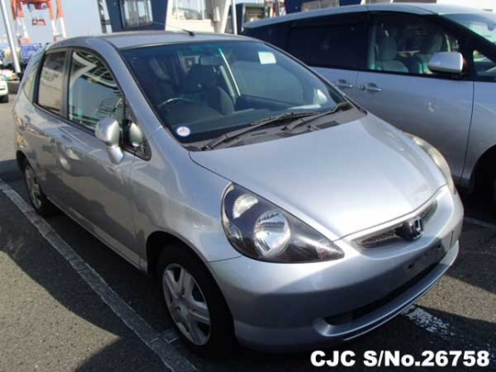 2002 Honda Fit Silver for sale | Stock No. 26758 | Japanese Used Cars Exporter
