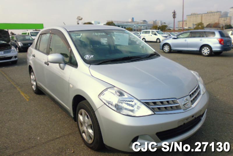 Nissan Tiida Latio With Rims