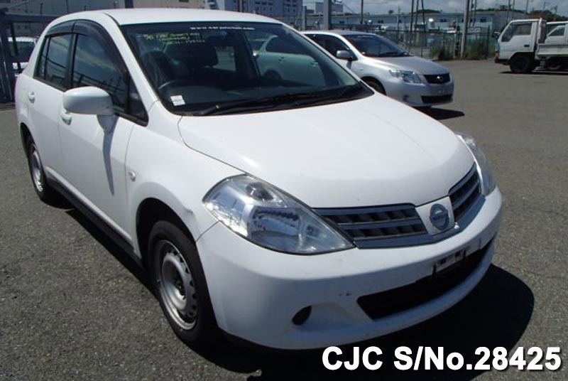 Nissan Tiida Latio With Rims