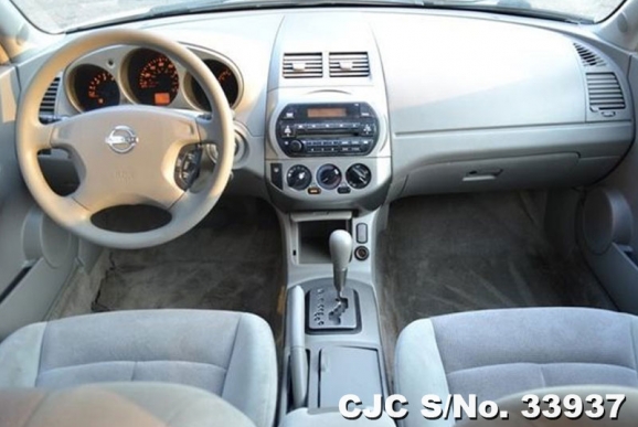 Nissan Altima 2004 Interior