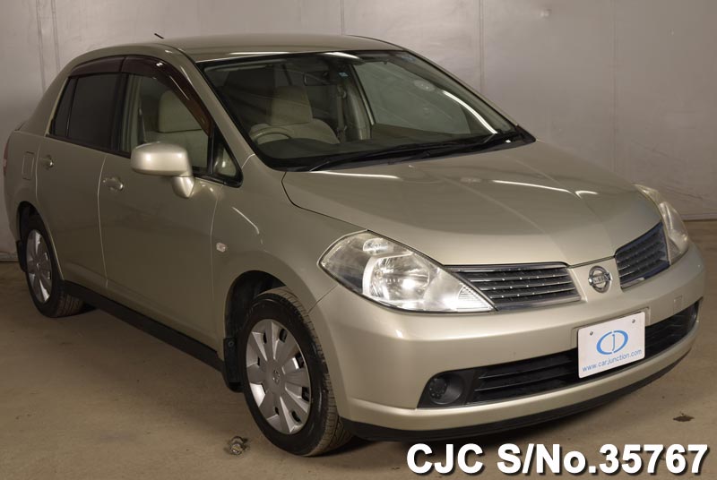 2006 Nissan Tiida Latio Silver for sale | Stock No. 35767 | Japanese ...