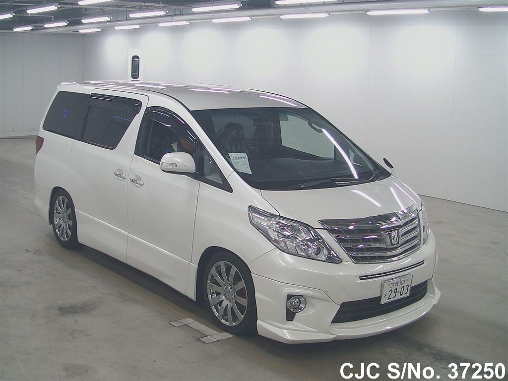2009 Toyota Alphard White for sale | Stock No. 37250 | Japanese Used ...