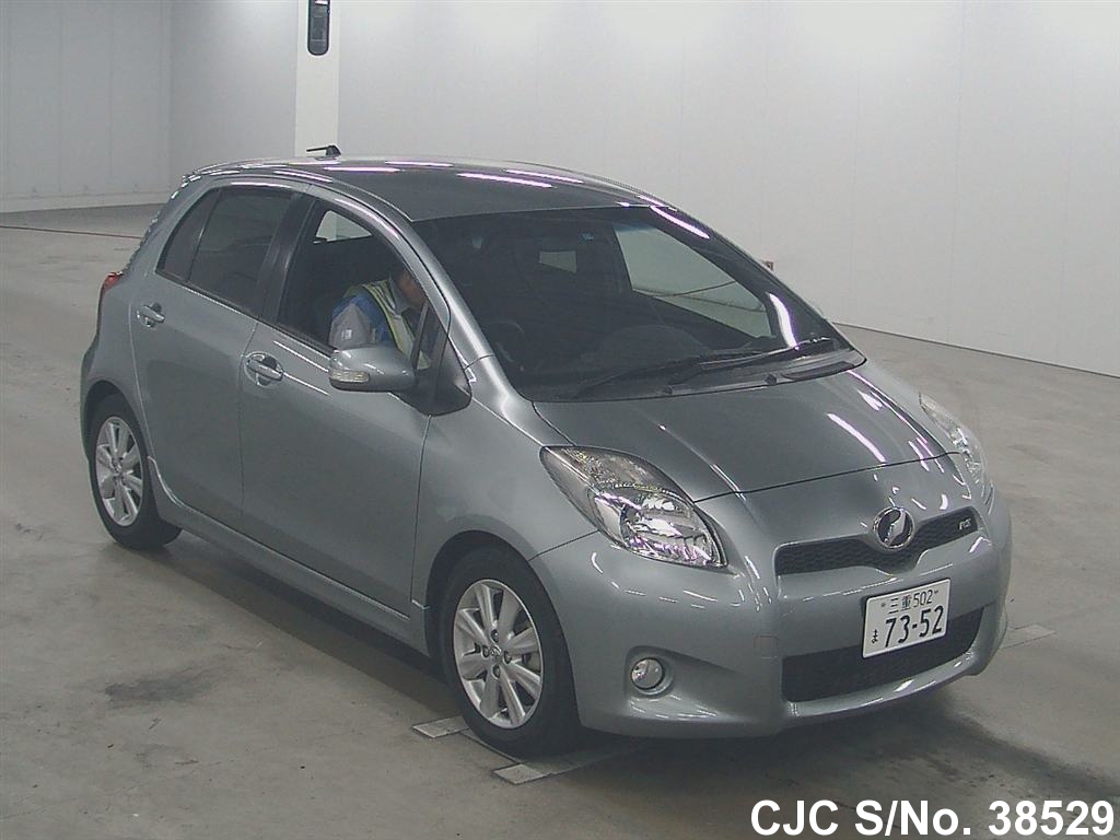 2009 Toyota Vitz Silver for sale | Stock No. 38529 | Japanese Used Cars ...