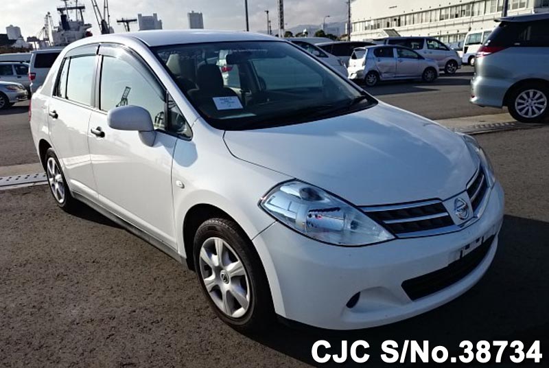 2010 Nissan Tiida Latio White for sale | Stock No. 38734 | Japanese ...