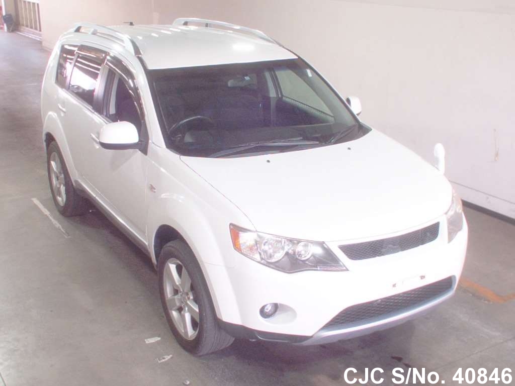 2006 Mitsubishi Outlander Pearl for sale | Stock No. 40846 | Japanese ...