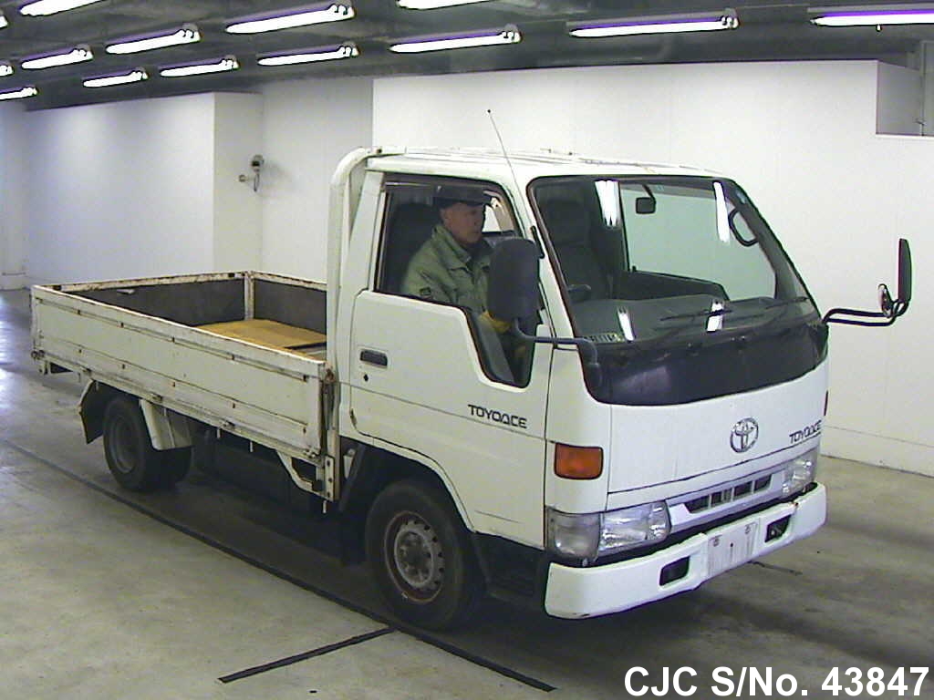 1996 Toyota Toyoace Flatbed Trucks for sale | Stock No. 43847