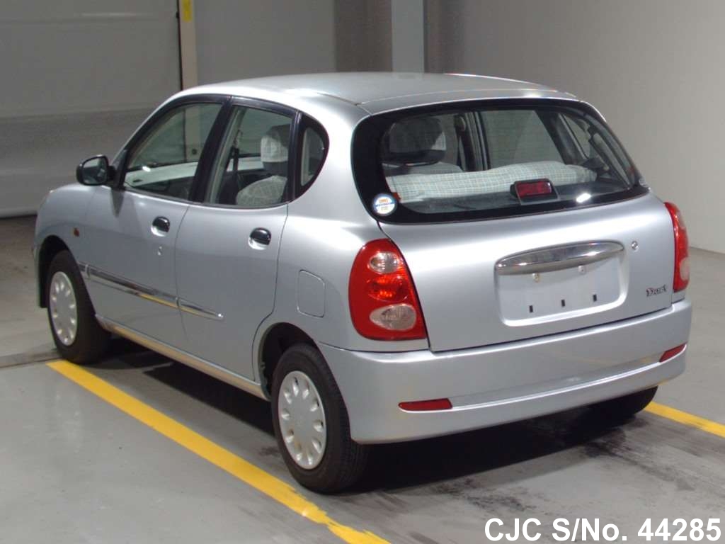 2003 Toyota Duet Silver for sale | Stock No. 44285 | Japanese Used Cars ...