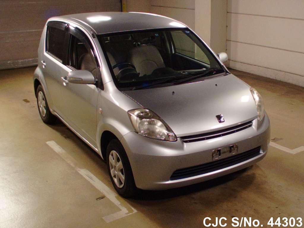 2005 Toyota Passo Silver for sale | Stock No. 44303 | Japanese Used ...