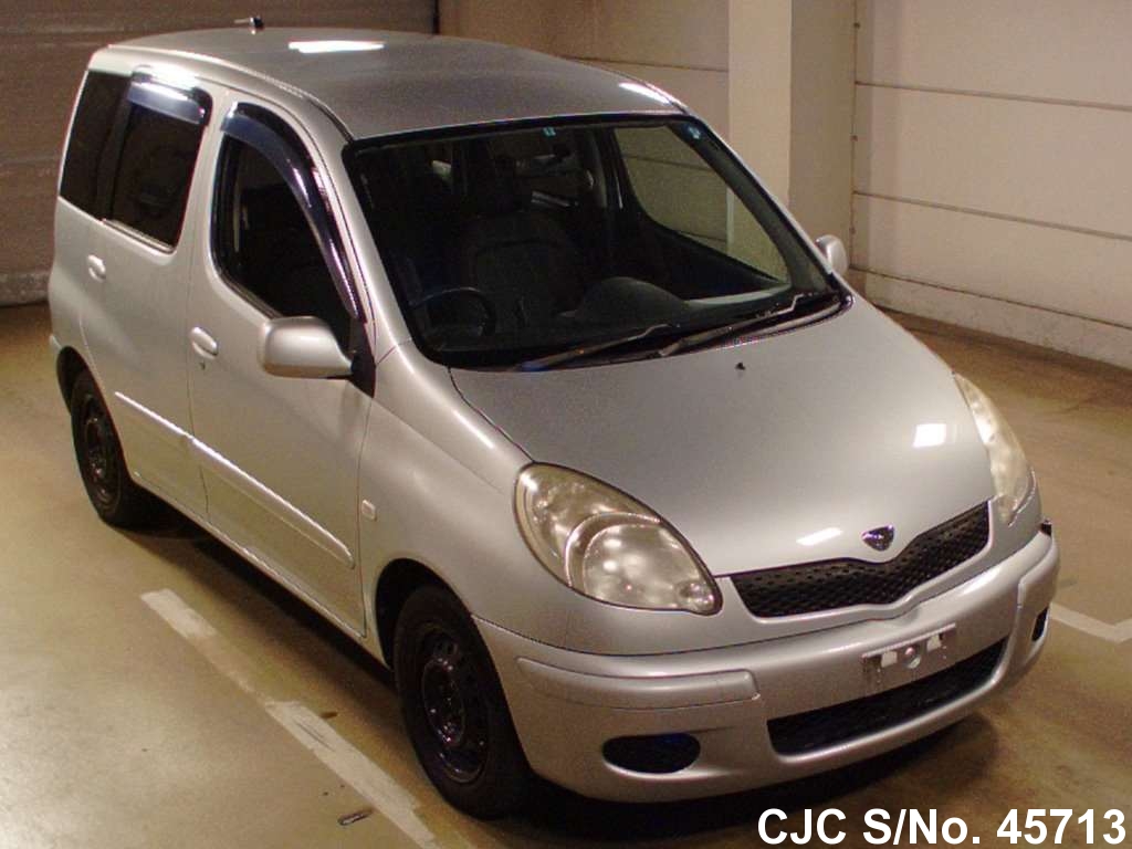 2002 Toyota Funcargo Silver for sale | Stock No. 45713 | Japanese Used ...