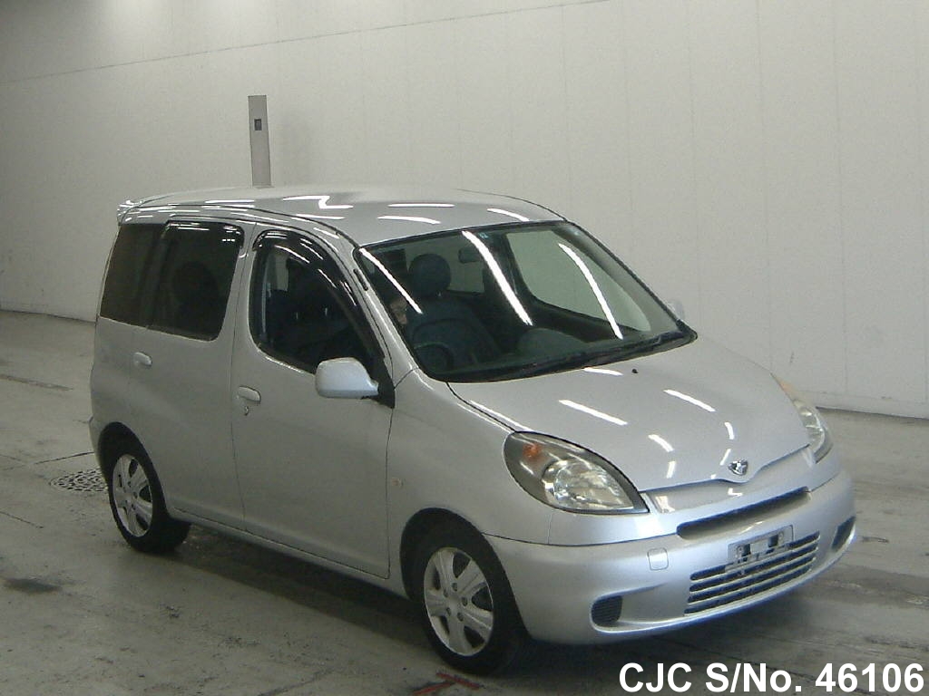 2001 Toyota Funcargo Silver for sale | Stock No. 46106 | Japanese Used ...