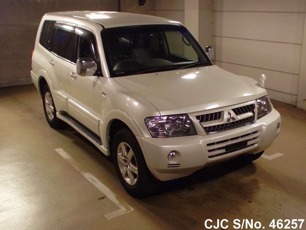 2005 Mitsubishi Pajero Pearl for sale | Stock No. 46257 | Japanese Used ...