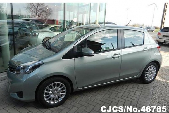 New Toyota Vitz 2011 Silver