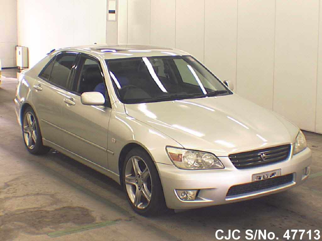 2001 Toyota Altezza Silver for sale | Stock No. 47713 | Japanese Used ...