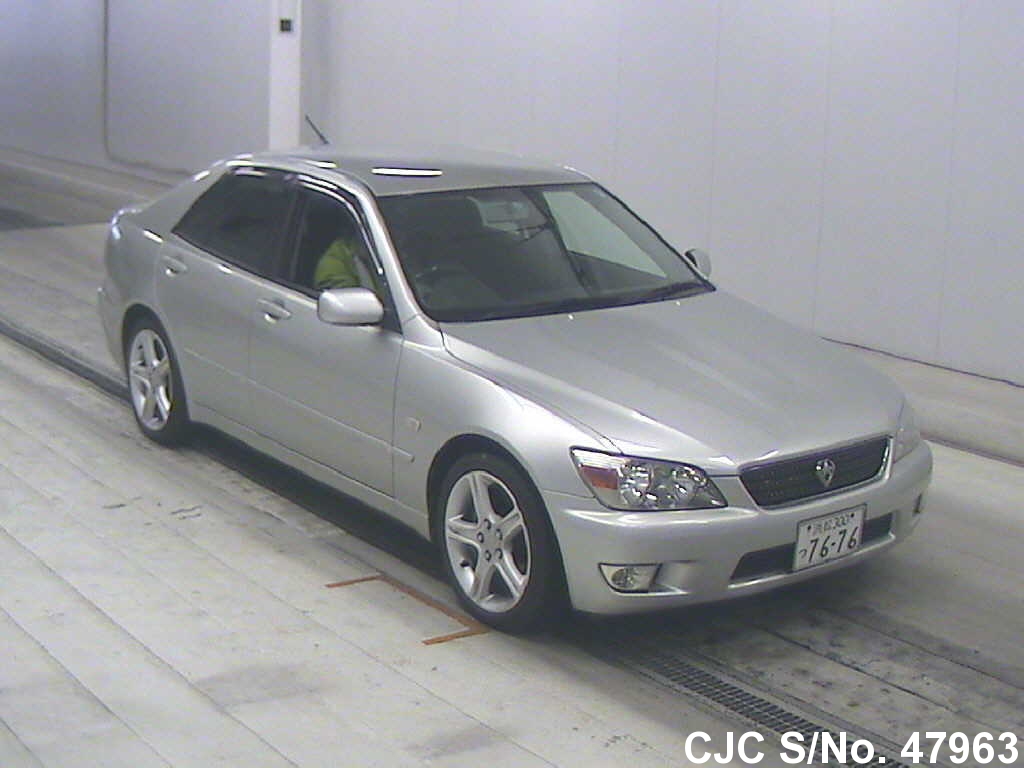 2001 Toyota Altezza Silver for sale | Stock No. 47963 | Japanese Used ...