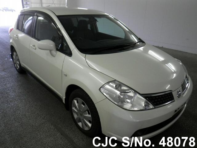 2005 Nissan Tiida White for sale | Stock No. 48078 | Japanese Used Cars ...