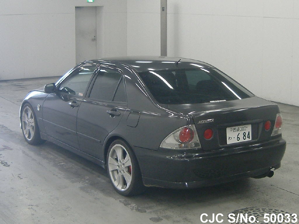 1999 Toyota Altezza Gray for sale | Stock No. 50033 | Japanese Used ...