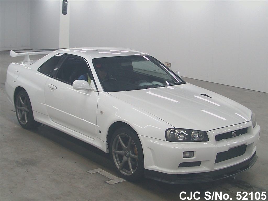 2002 Nissan Skyline White for sale | Stock No. 52105 | Japanese Used ...