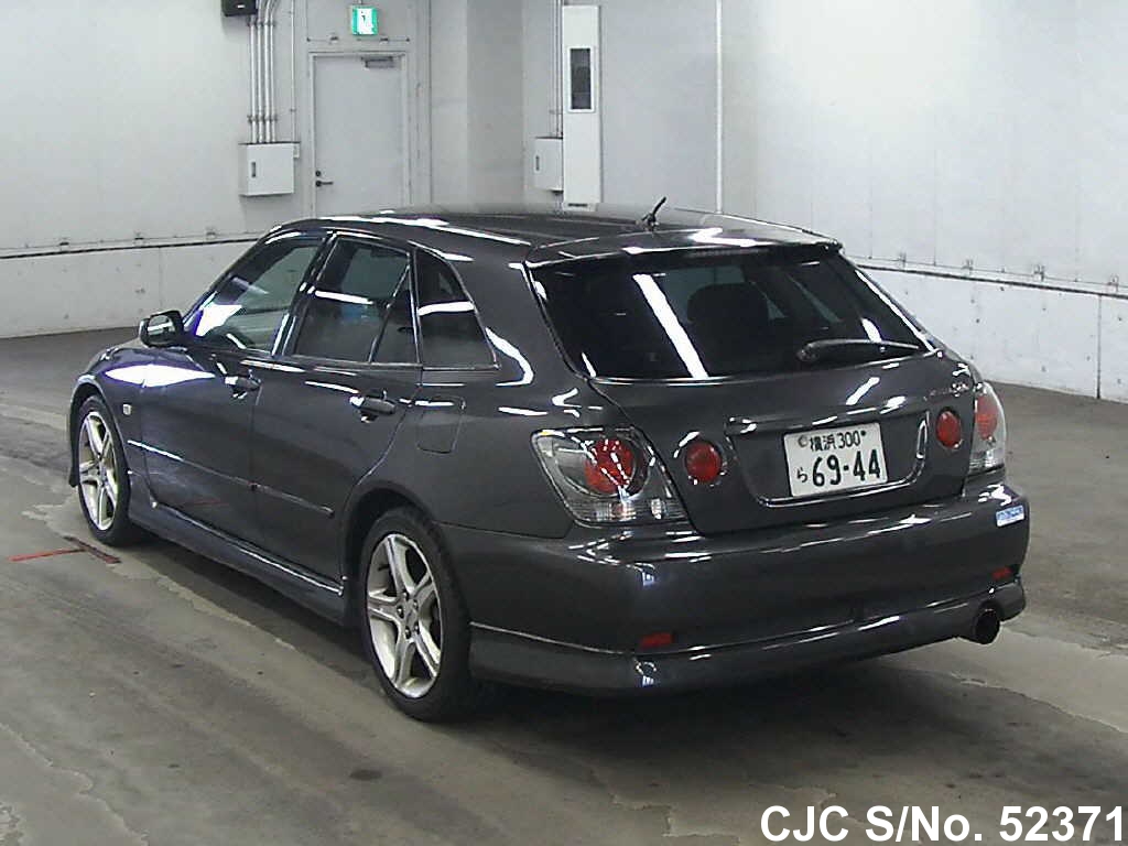 2001 Toyota Altezza Gray for sale | Stock No. 52371 | Japanese Used ...