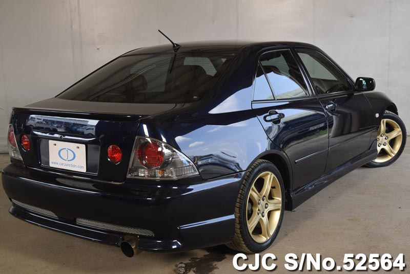 2000 Toyota Altezza Blue for sale | Stock No. 52564 | Japanese Used ...