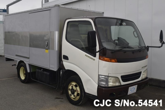 2001 Toyota Toyoace Box Trucks for sale | Stock No. 54541