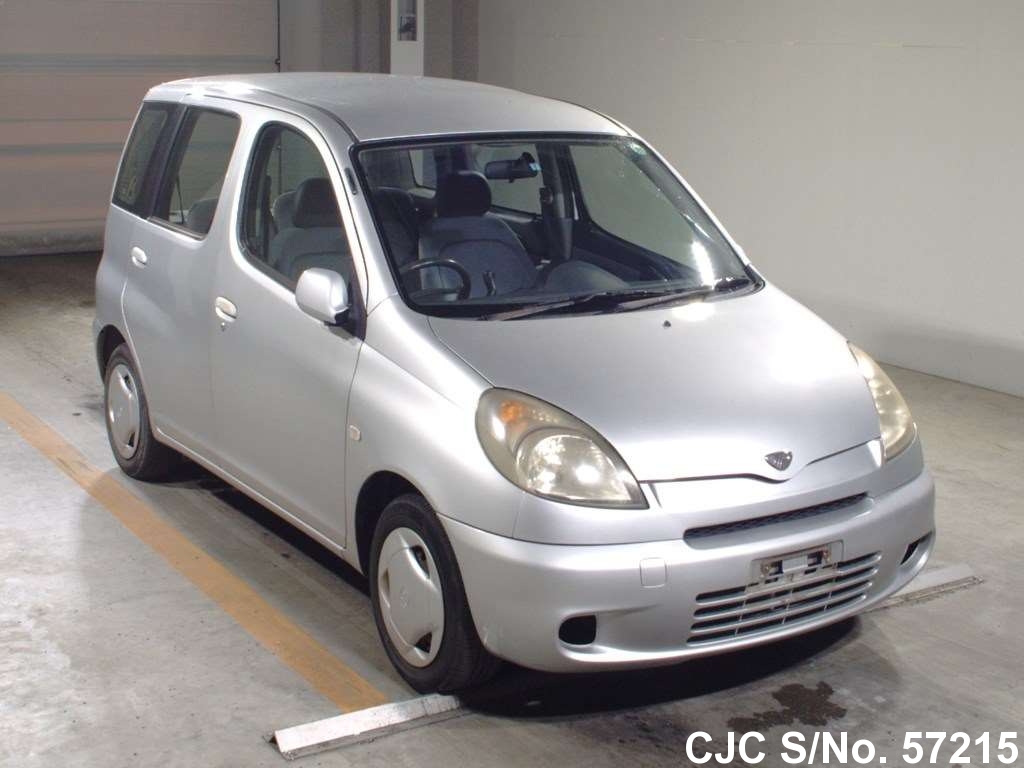 2000 Toyota Funcargo Silver for sale | Stock No. 57215 | Japanese Used ...