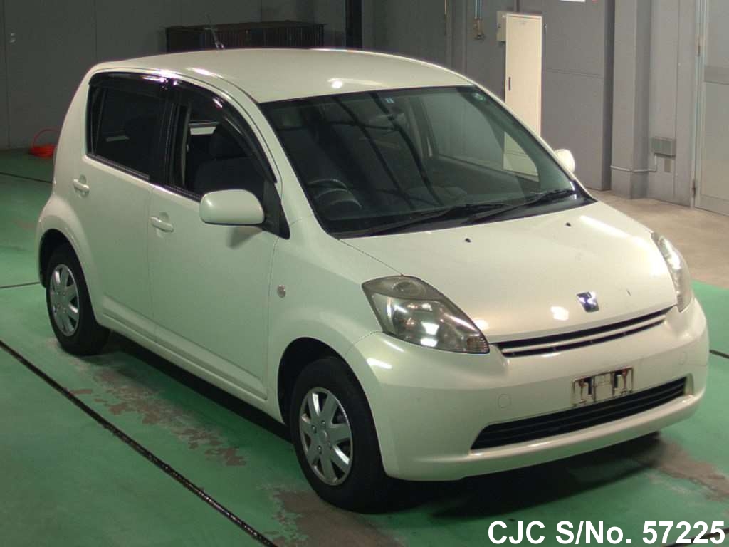 2005 Toyota Passo White for sale | Stock No. 57225 | Japanese Used Cars ...