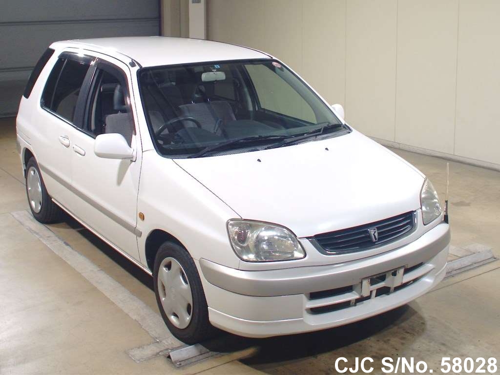 2002 Toyota Raum White for sale | Stock No. 58028 | Japanese Used Cars ...