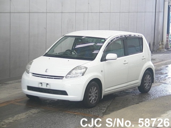 2005 Toyota Passo White for sale | Stock No. 58726 | Japanese Used Cars ...