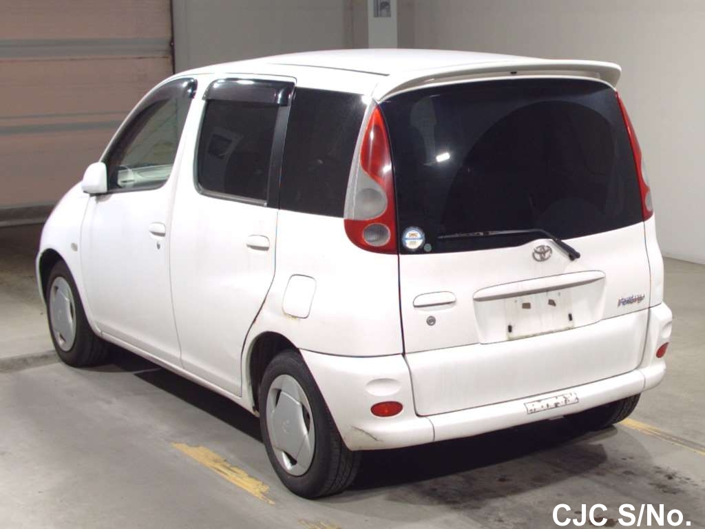 2000 Toyota Funcargo White for sale | Stock No. 59699 | Japanese Used ...
