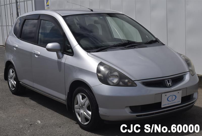 2002 Honda Fit Silver for sale | Stock No. 60000 | Japanese Used Cars Exporter