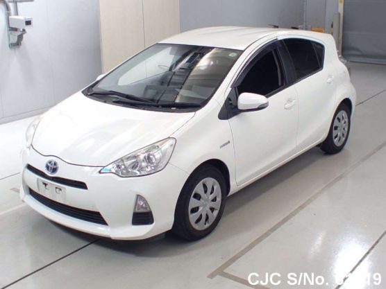 2012 Toyota Aqua White for sale | Stock No. 61719 | Japanese 2012 Toyota Aqua White for sale | Stock No. 61719 | Japanese