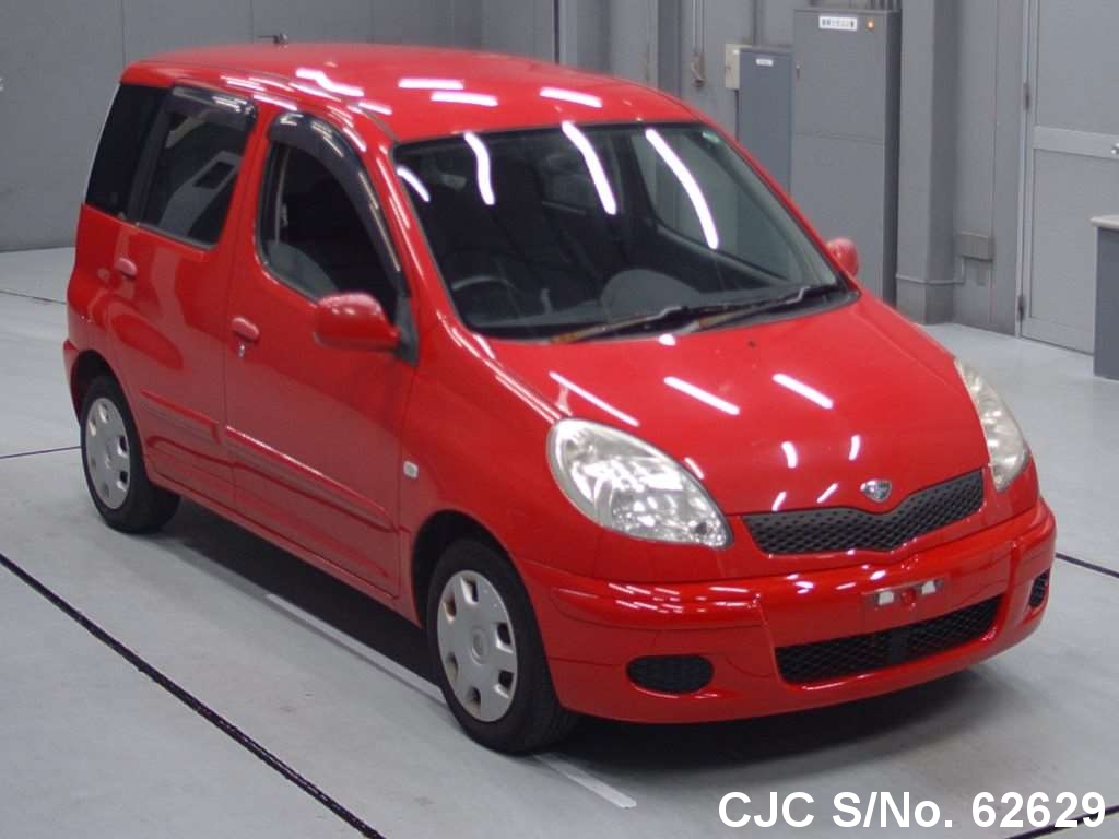 2004 Toyota Funcargo Red for sale | Stock No. 62629 | Japanese Used ...