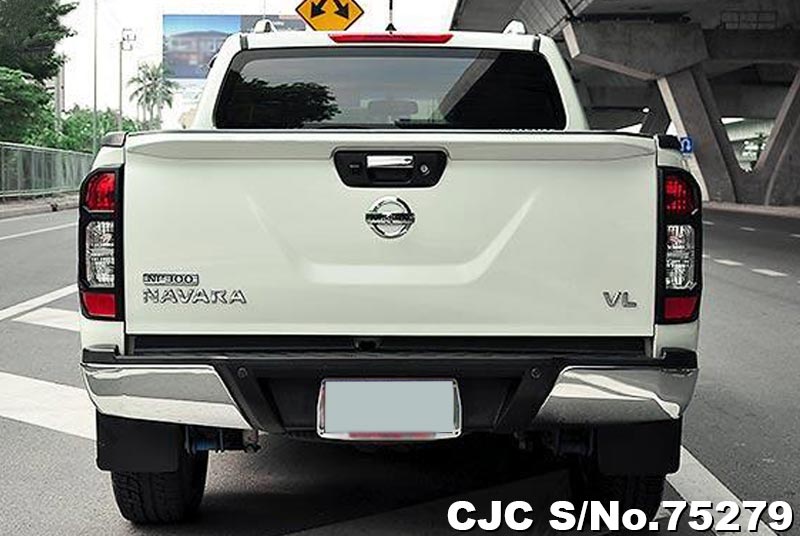 Nissan Navara 2015 White