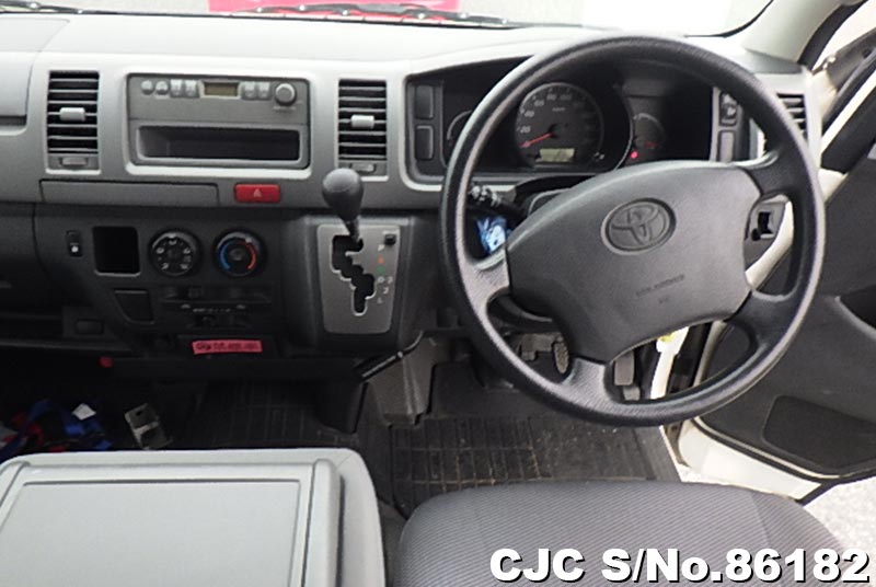 2006 Toyota Hiace White for sale | Stock No. 86182 | Japanese Used Cars ...