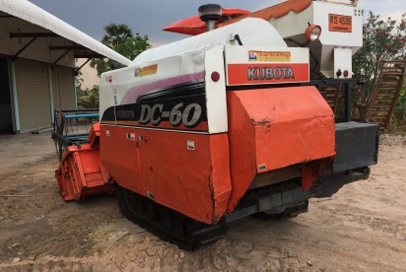 Used Kubota DC-60 Tractors for sale | Car Junction Japan